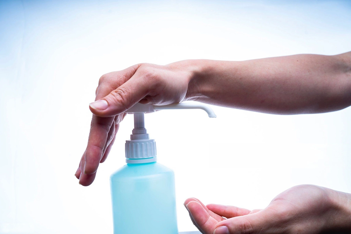 How can I clean my dermoscopy after usage? – IBOOLO